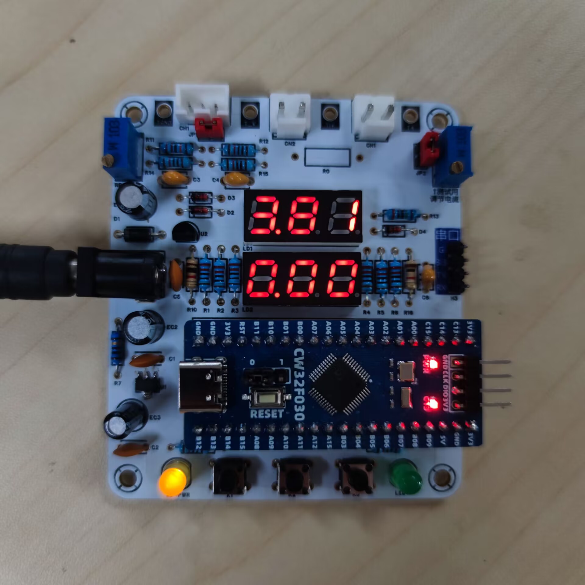 CW32电压电流表 - 立创开源硬件平台