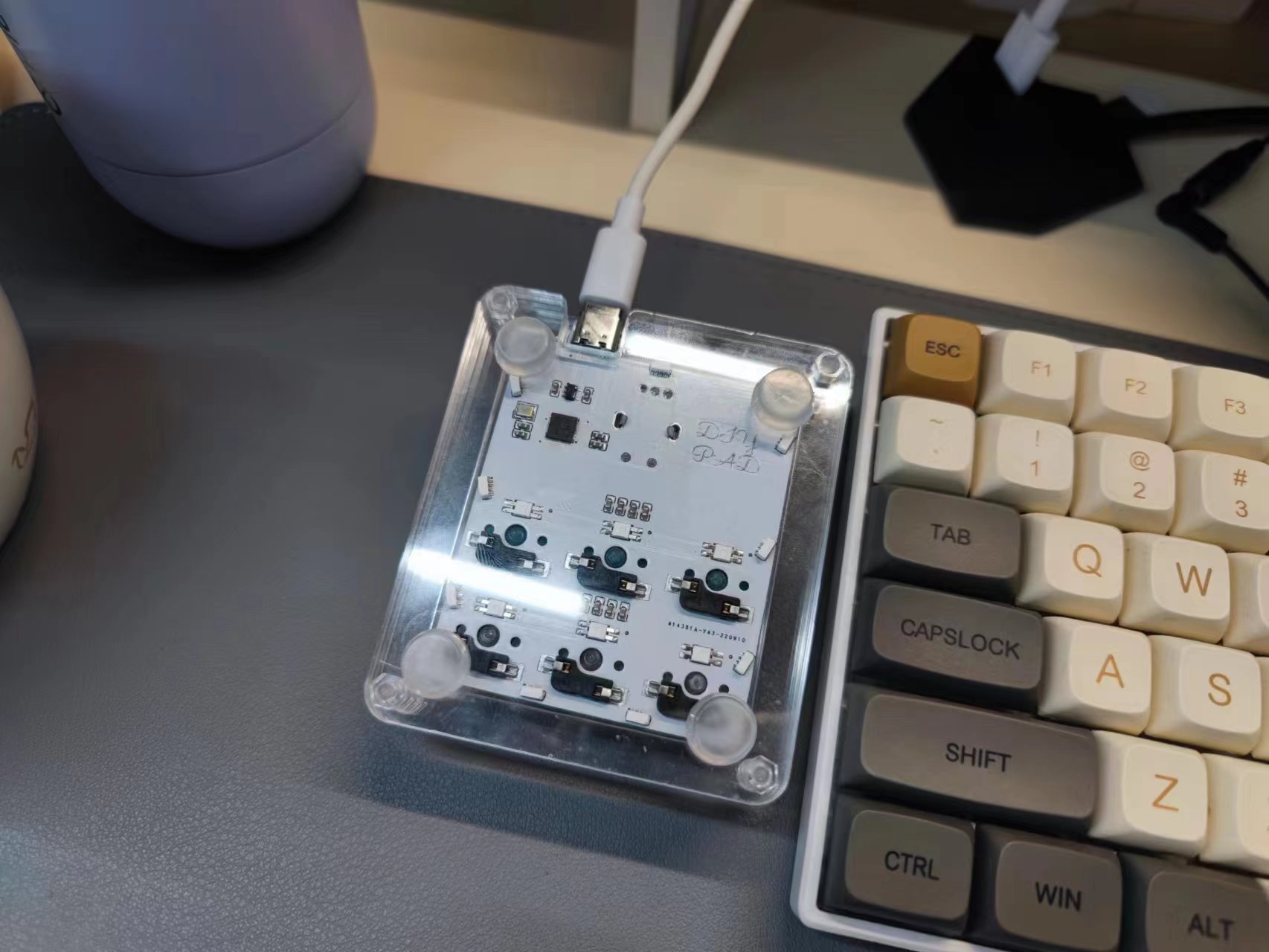 DPAD-旋钮键盘-小键盘-CH582M - 立创开源硬件平台