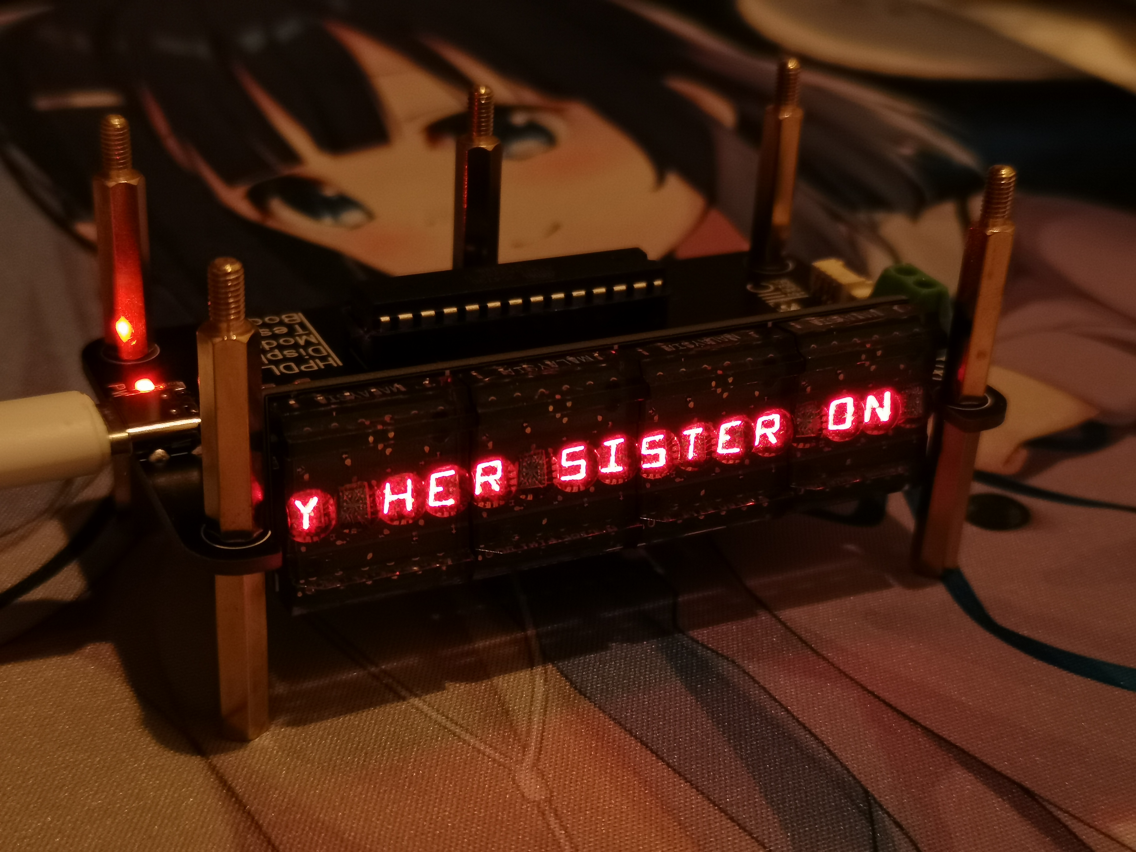 鸢尾立方::4联 HPDL1414 显示模块+验证版+例程+库 开发资料礼包大放送 - 嘉立创EDA开源硬件平台