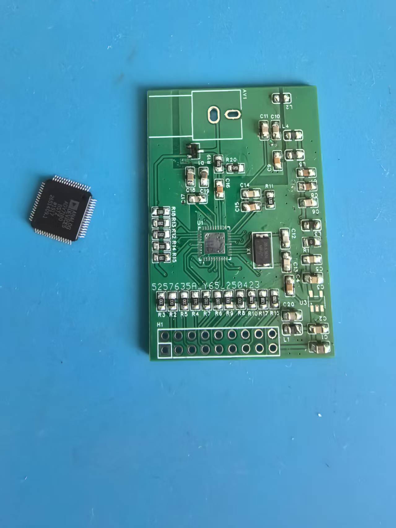 ADV7180视频解码 - 立创开源硬件平台