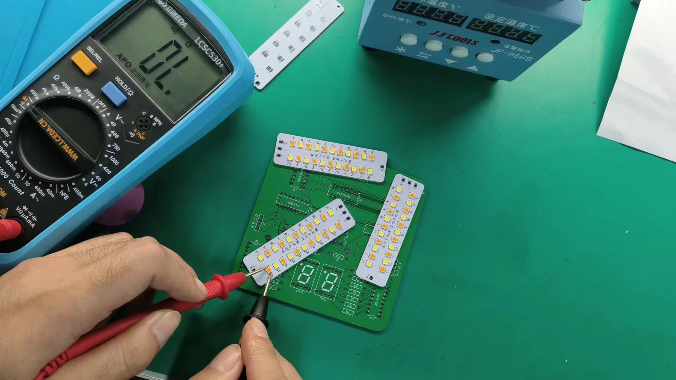 [ColorSilk Screen ] Two-color temperature magnetic flashlight - pure ...