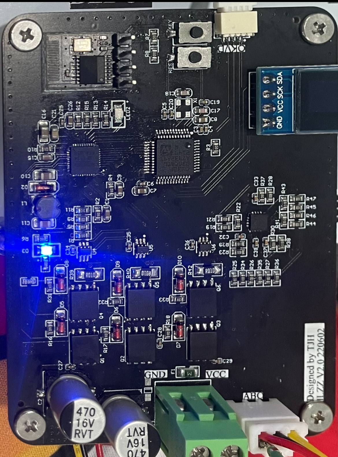 【CW32】基于CW32F030的无刷直流电机驱动器 - 立创开源硬件平台